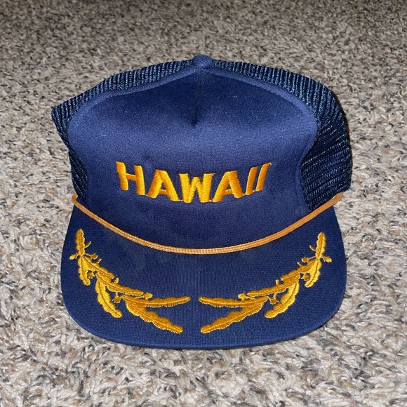 Accessories | Vintage Hawaii Gold Leaves Scrambled Eggs Mesh Trucker ...